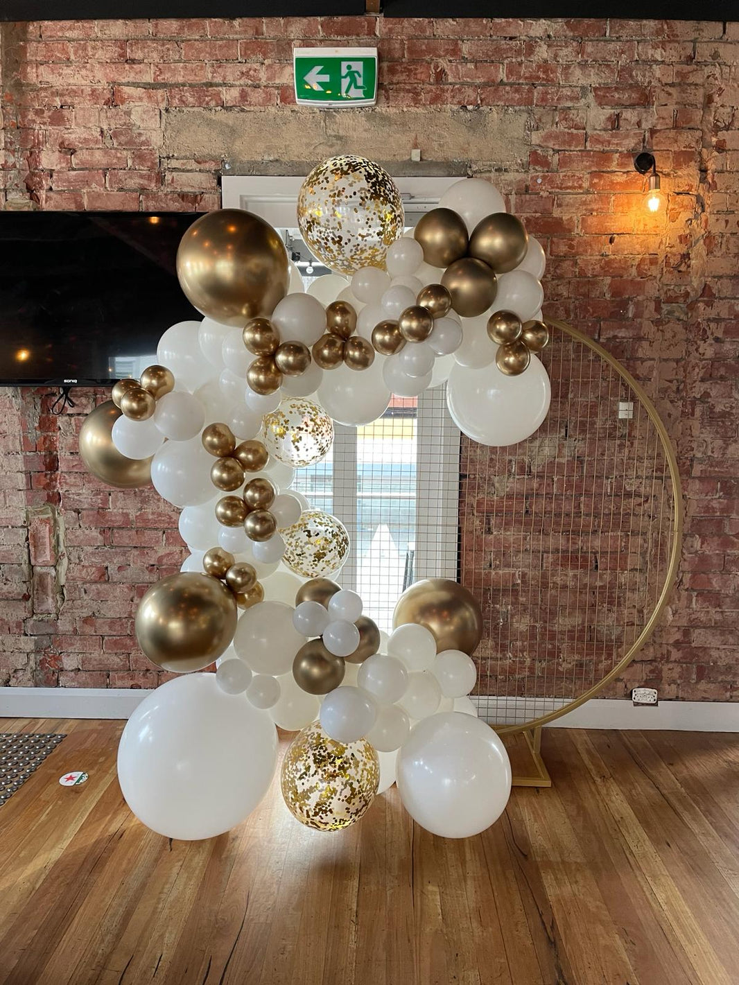 Balloon Garland Sydney | Organic Balloon Arch Decoration Sydney ...